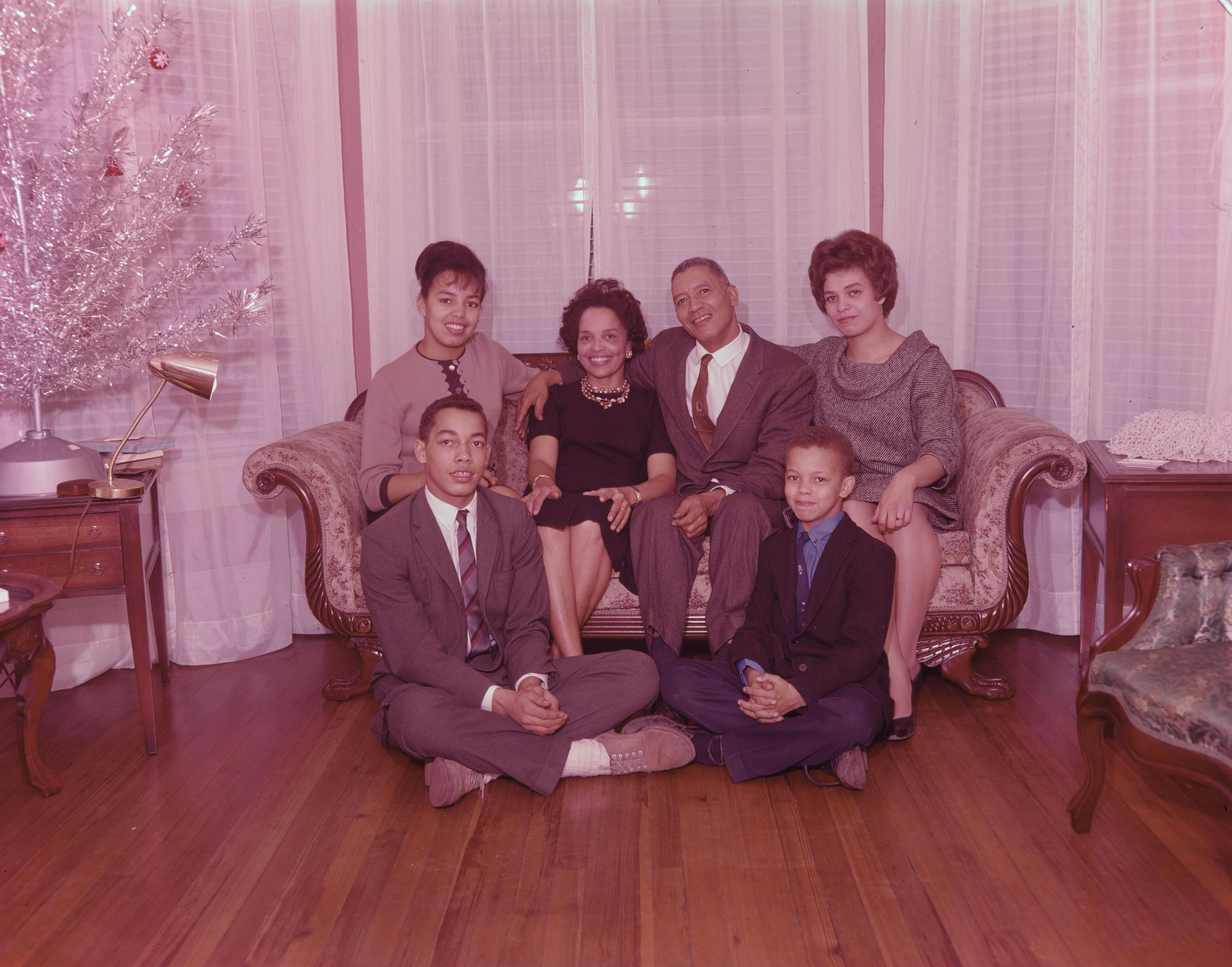 Angela Davis: Freed by the People | Radcliffe Institute for Advanced ...